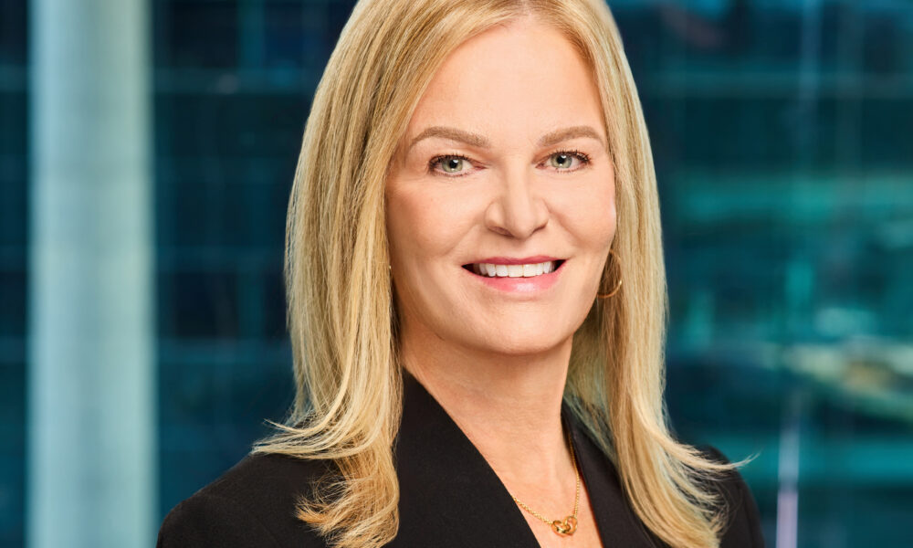 Elizabeth Gibson - Toyota USA Newsroom